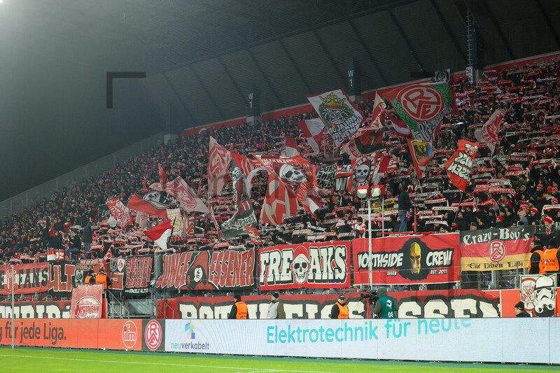 Rot-Weiss Essen Fans Support FC Energie Cottbus 23.11.2025 Photo