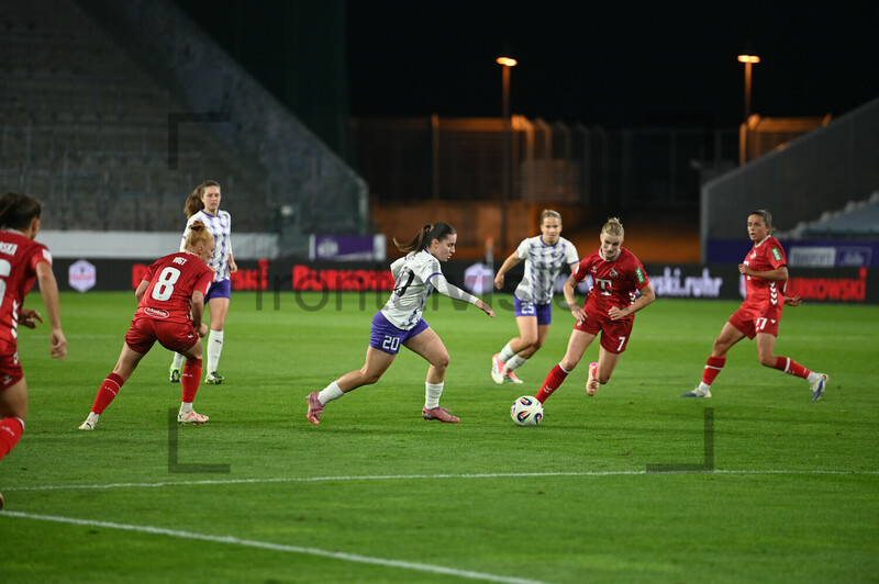 Leonie Köpp google Pixel Frauen Bundesliga SGS Essen 1. FC... Photo