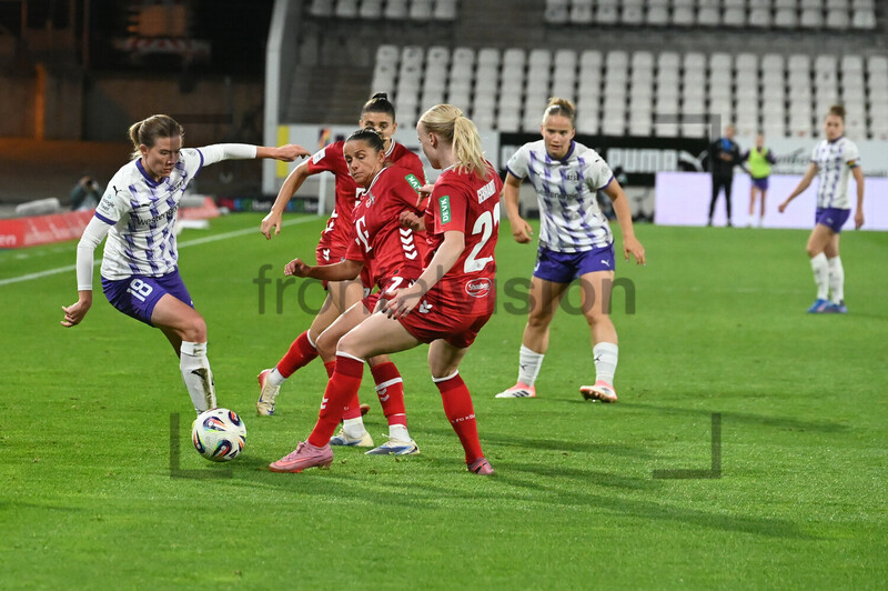 Lena Ostermeier google Pixel Frauen Bundesliga SGS Essen 1.... Photo